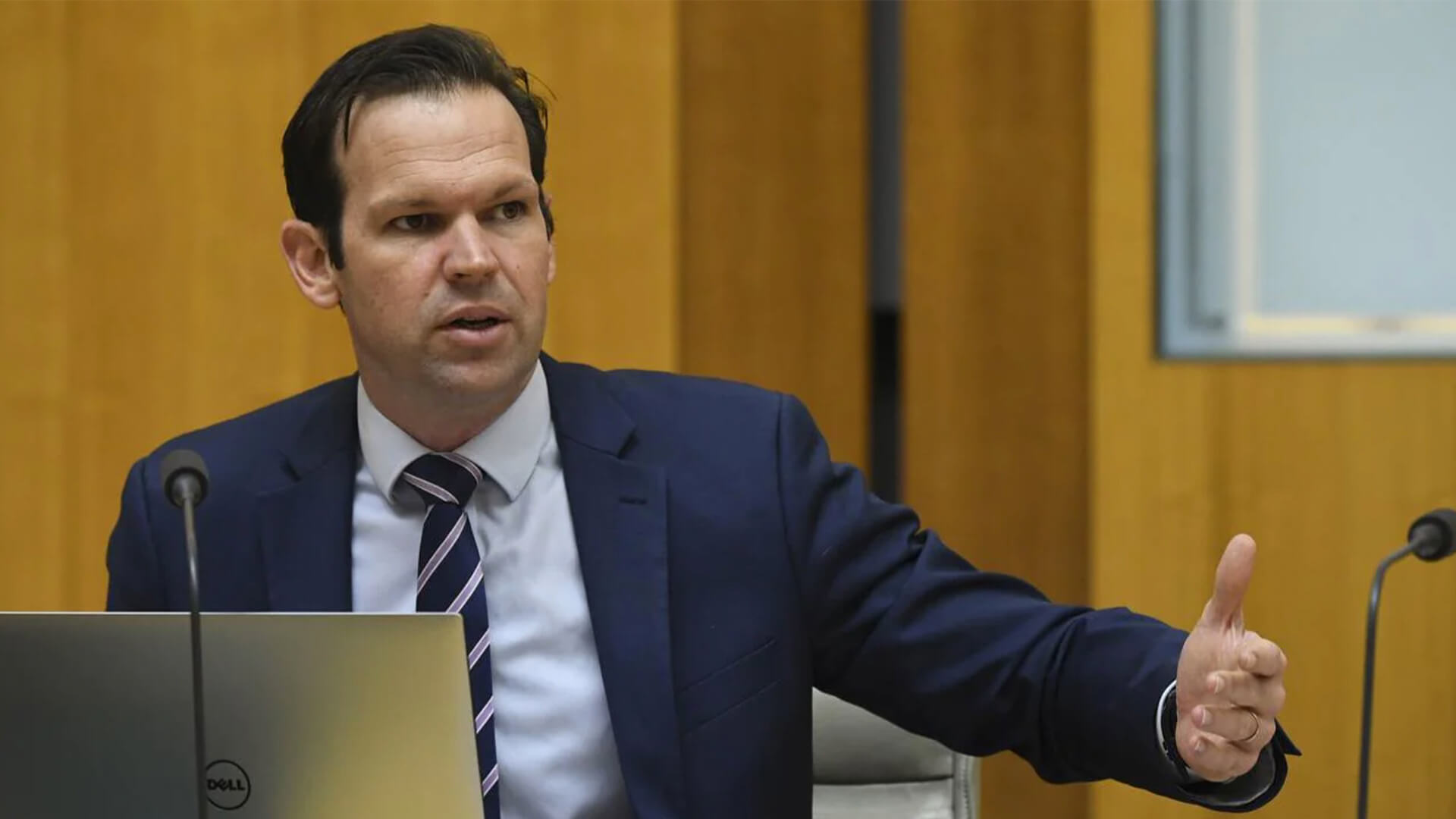 Matt Canavan makes a fool of clueless, anti-coal CSIRO - Advance Australia