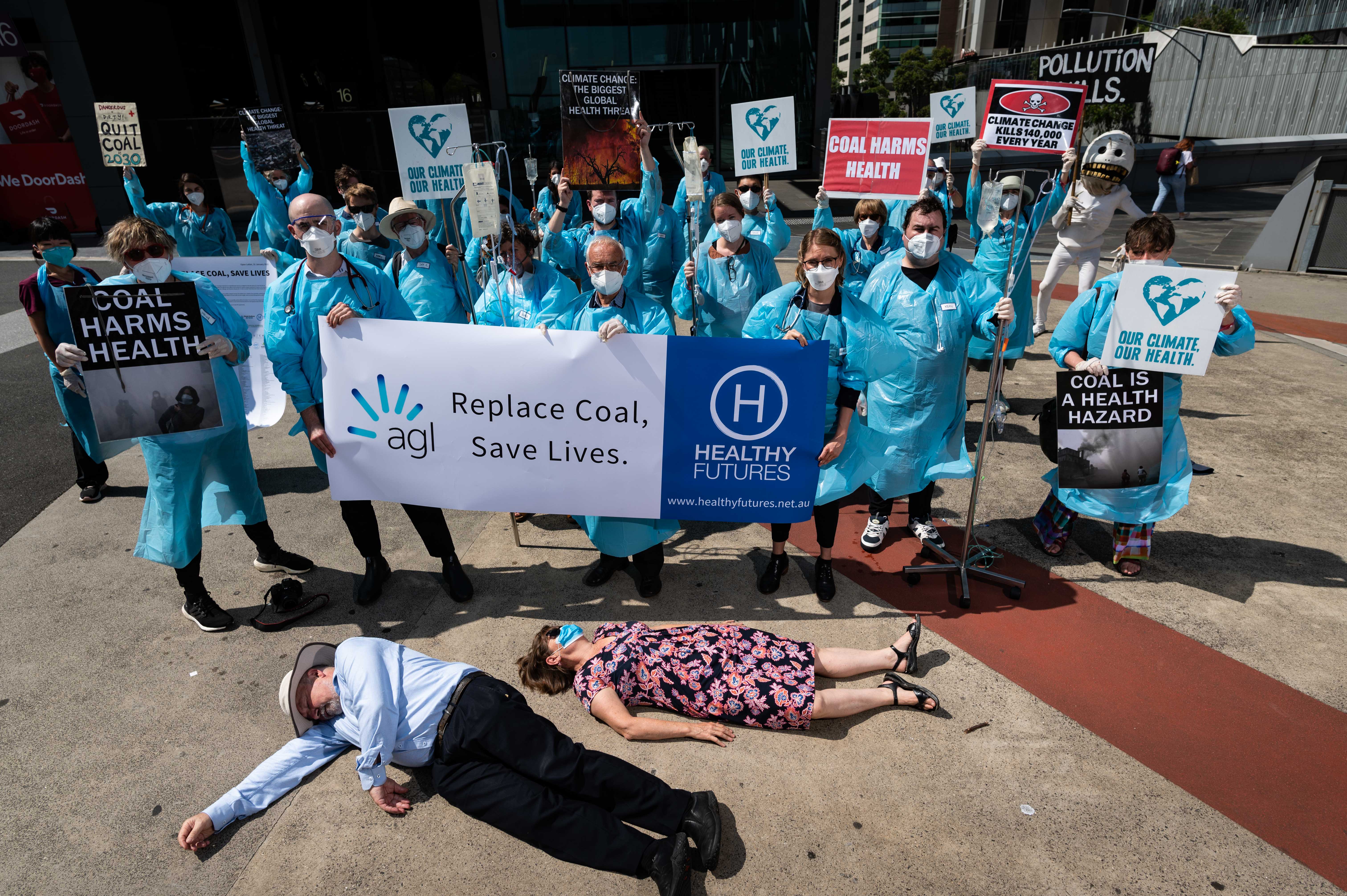 Climate Die-in of Healthcare Workers - Healthy Futures