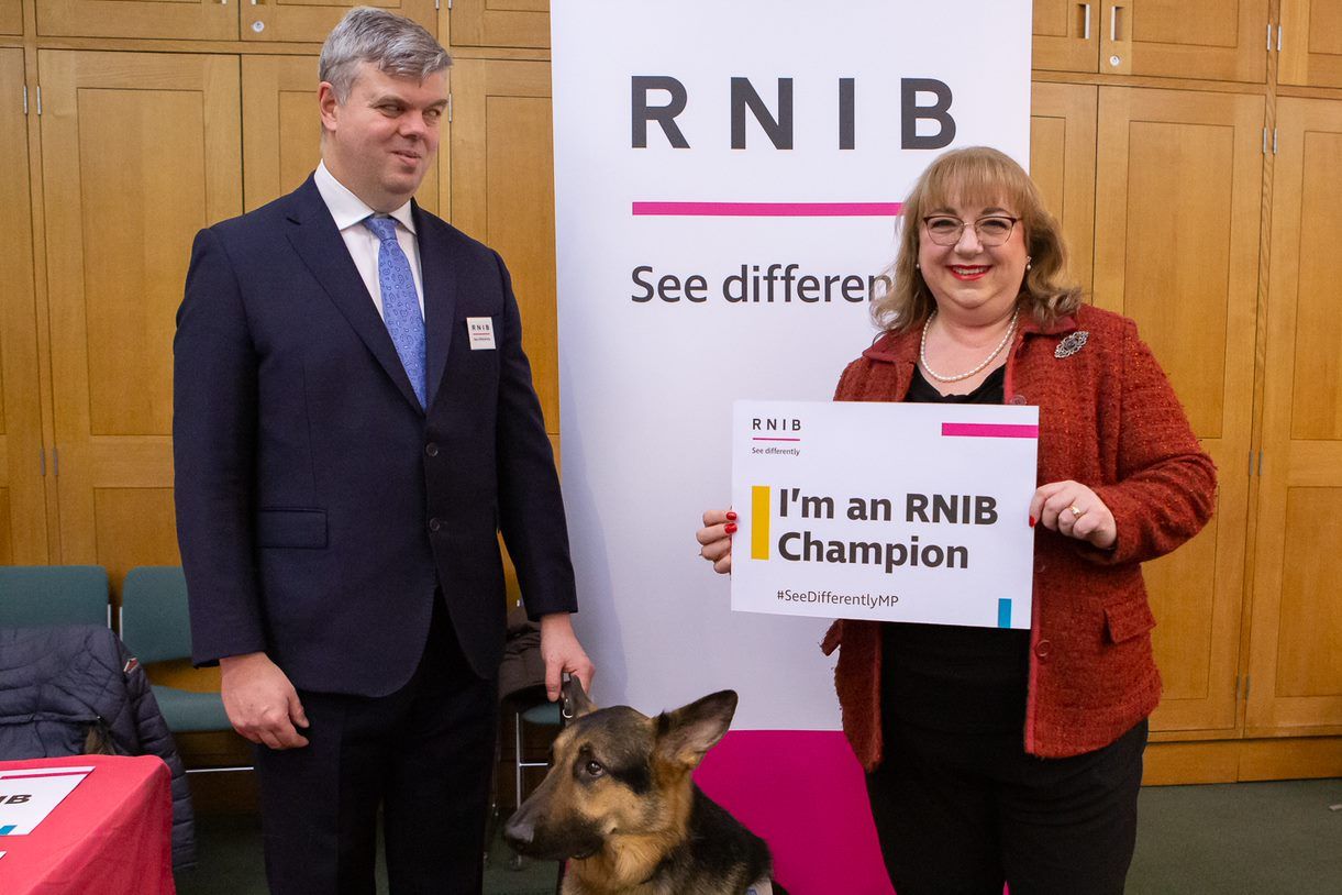 Sharon attends RNIB training session - Sharon Hodgson MP