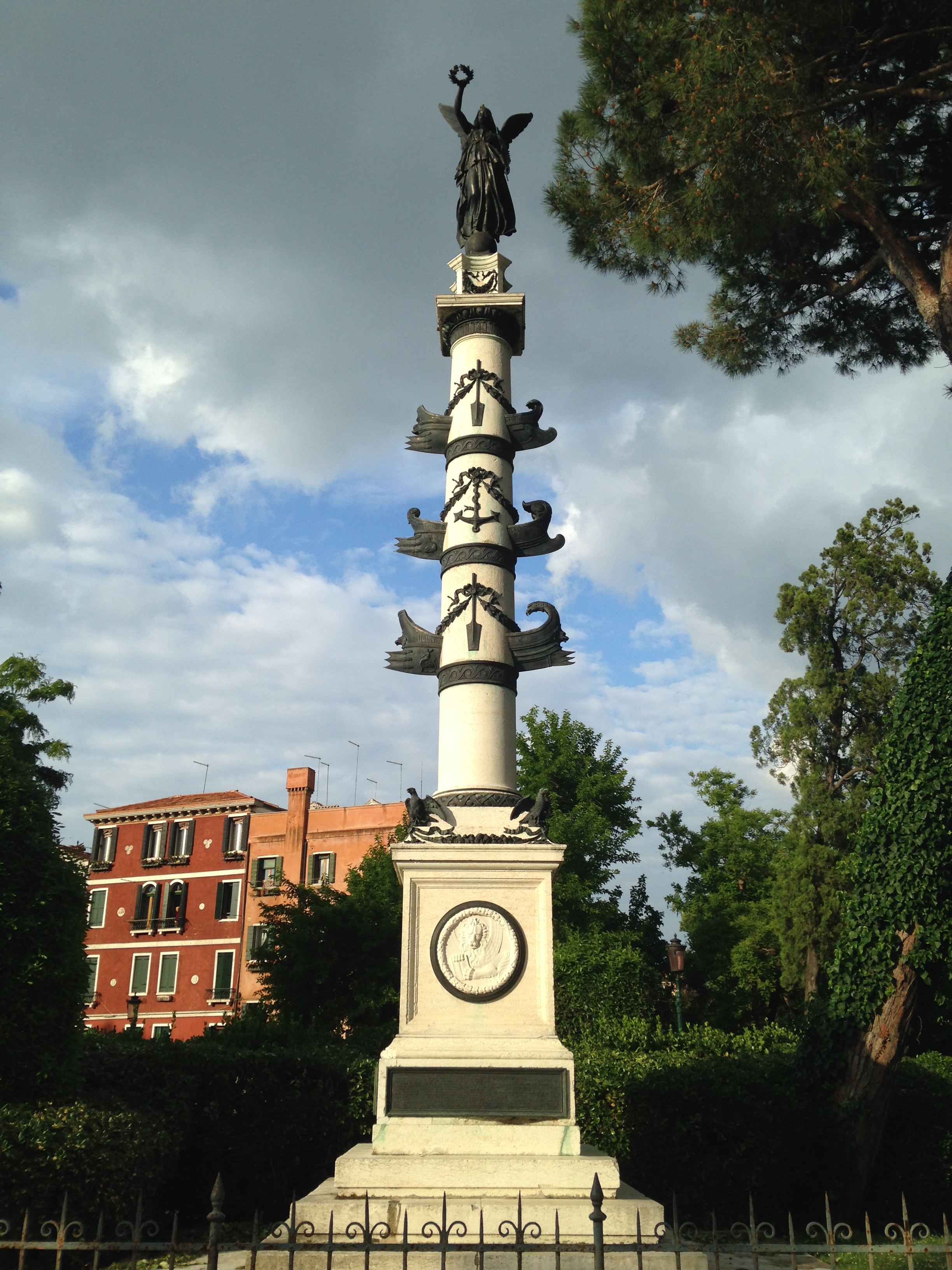 Rostral Columns' Prowess - The Paideia Institute