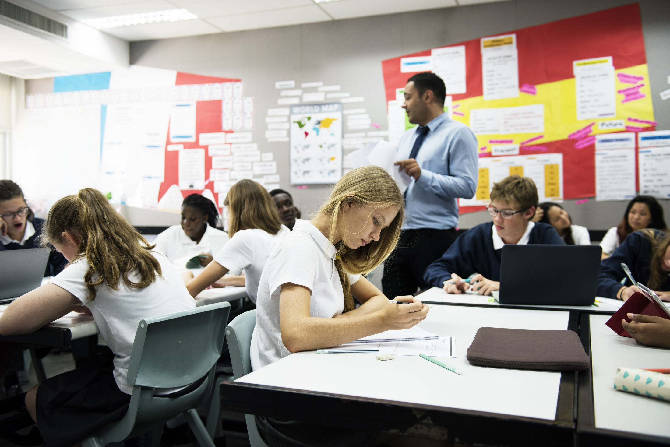 End overcrowding of classrooms - Saskatchewan NDP